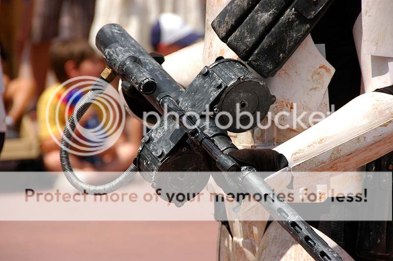 Guns at Disneyland / Disney World - Calguns.net